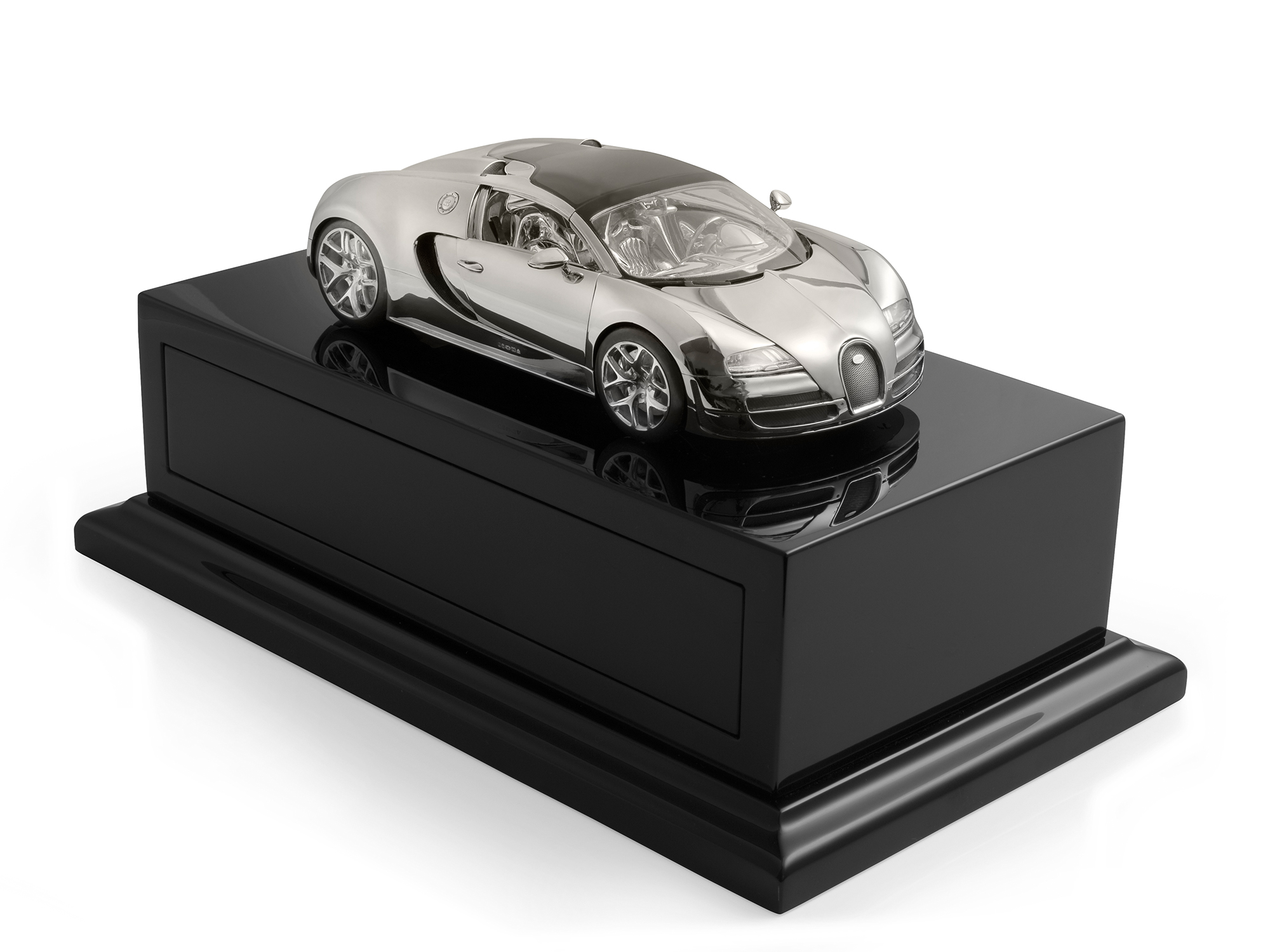 Beautifully hand-crafted silver model cars | Anthony Holt & Sons